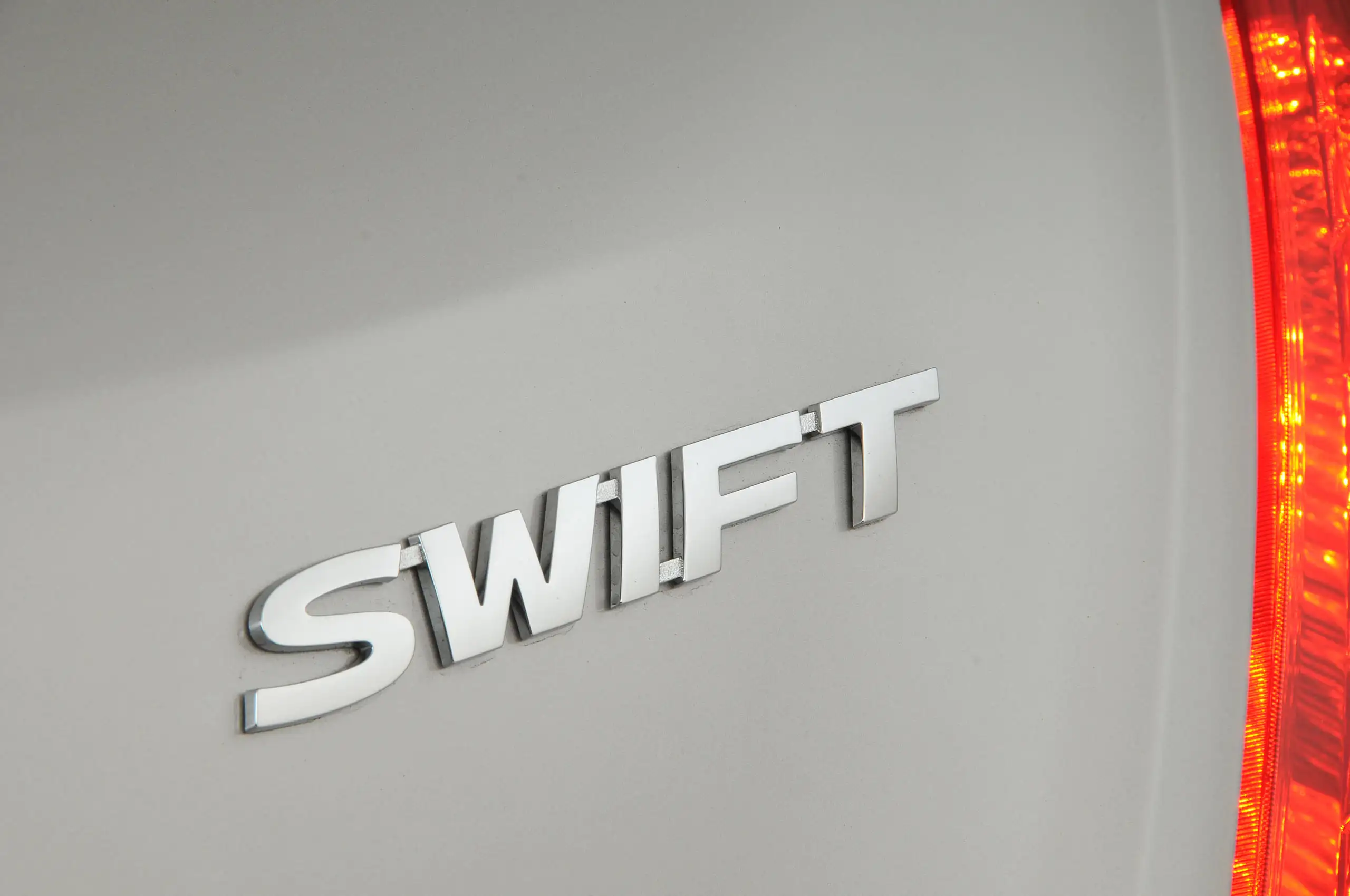 Suzuki Swift Logo