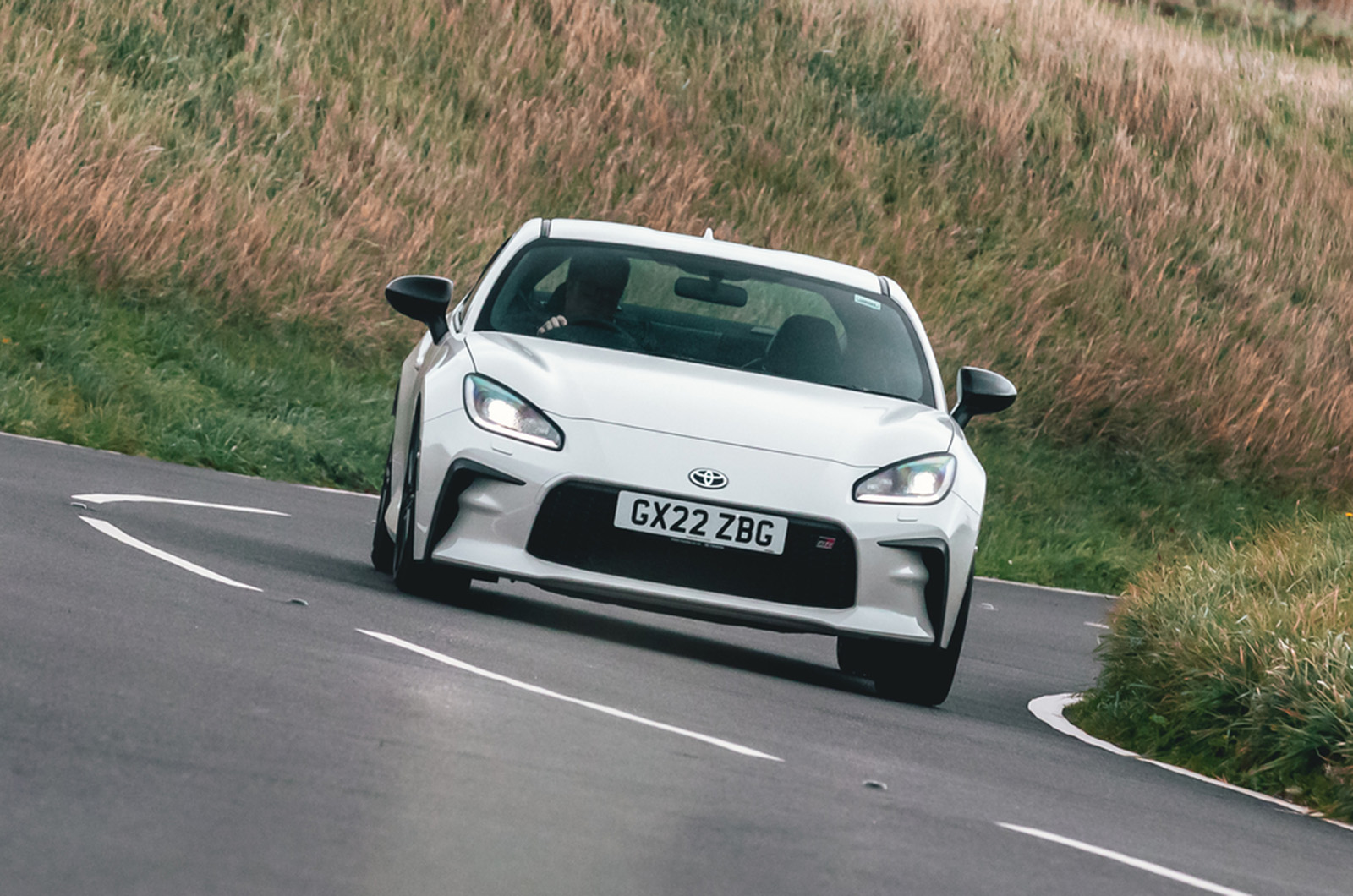 Toyota GR86 Review 2025, Price & Specs | Autocar