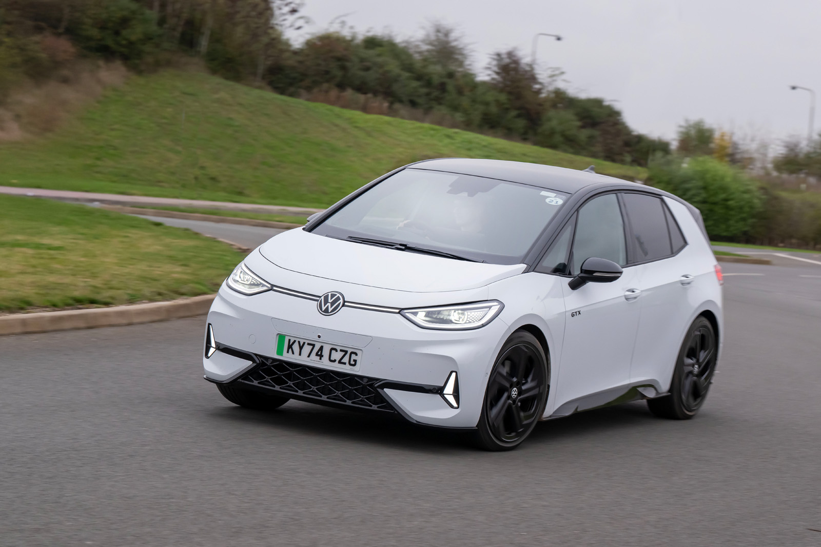 Volkswagen ID 3 GTX Review 2025, Price & Specs | Autocar