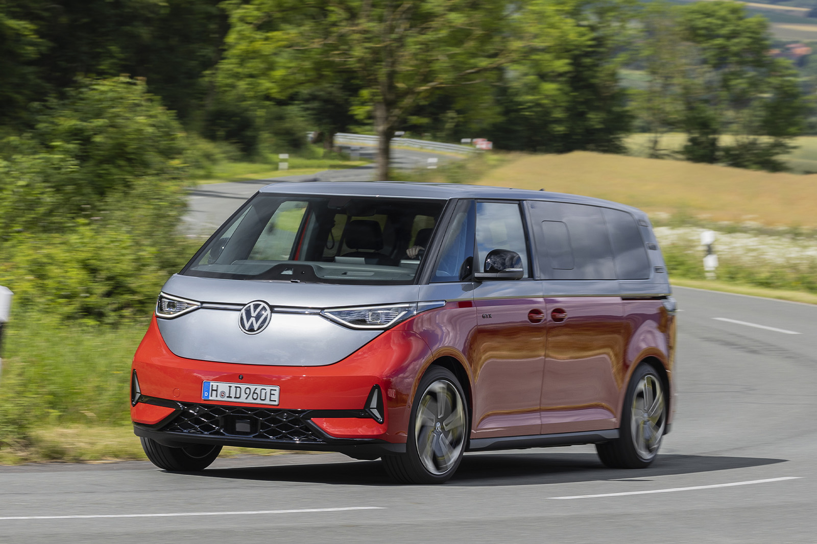 Volkswagen ID Buzz GTX Review 2025, Price & Specs | Autocar